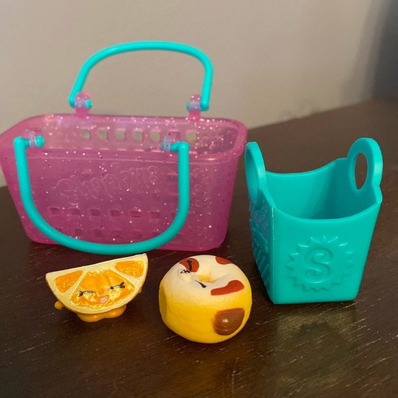 Moose | Toys | Shopkins Pink Shopping Basket Plastic Season 3 Toy Moose ...